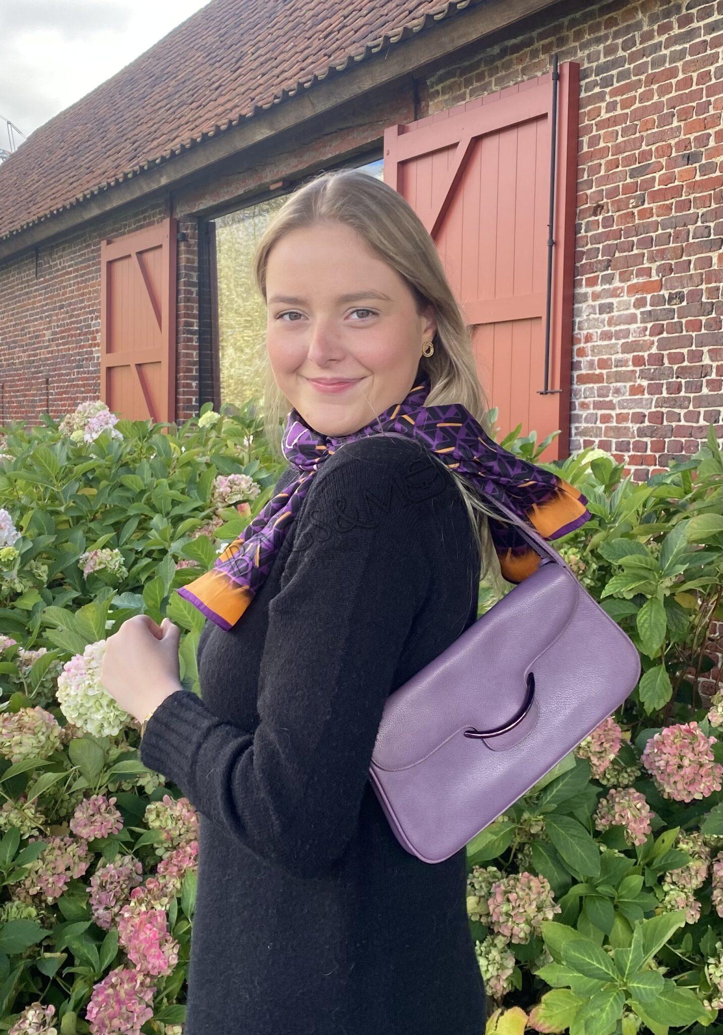 Delvaux model Bague color Prune - Bags&More